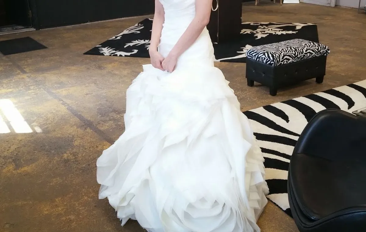 Bold Fashion Flanged Formal Dresses and Wedding Gowns - Promfy