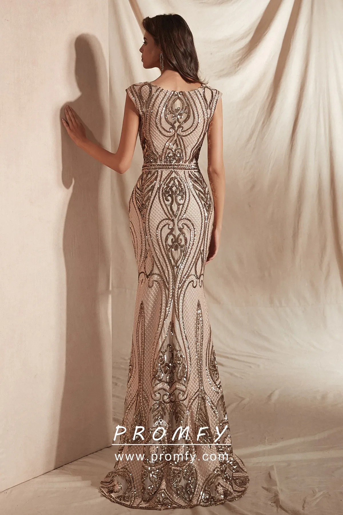 Elegant Geometric Pattern Sequined Trumpet Prom Dress - Promfy